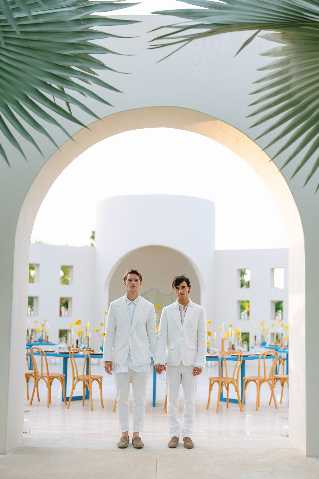 Love in Full Color Shines Over Los Cabos - WEDVIBES.MEDIA
