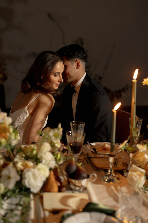 Modern Renaissance Romance in Soft Layers - WEDVIBES.MEDIA